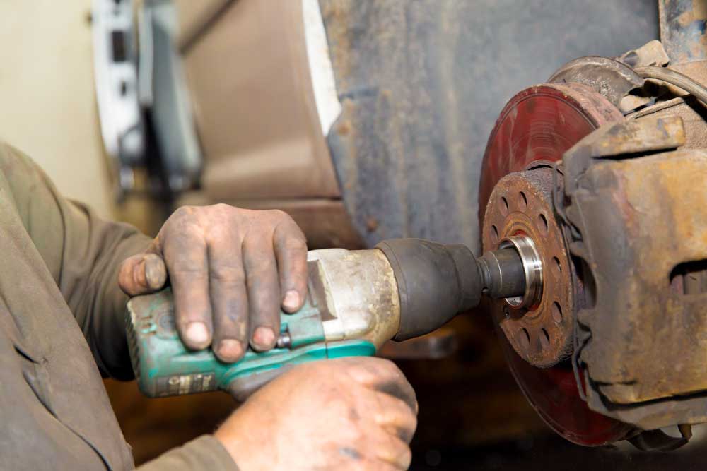 Can I replace just one brake pad on an axle?